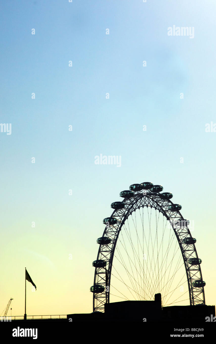London eye sun setting hi-res stock photography and images - Alamy
