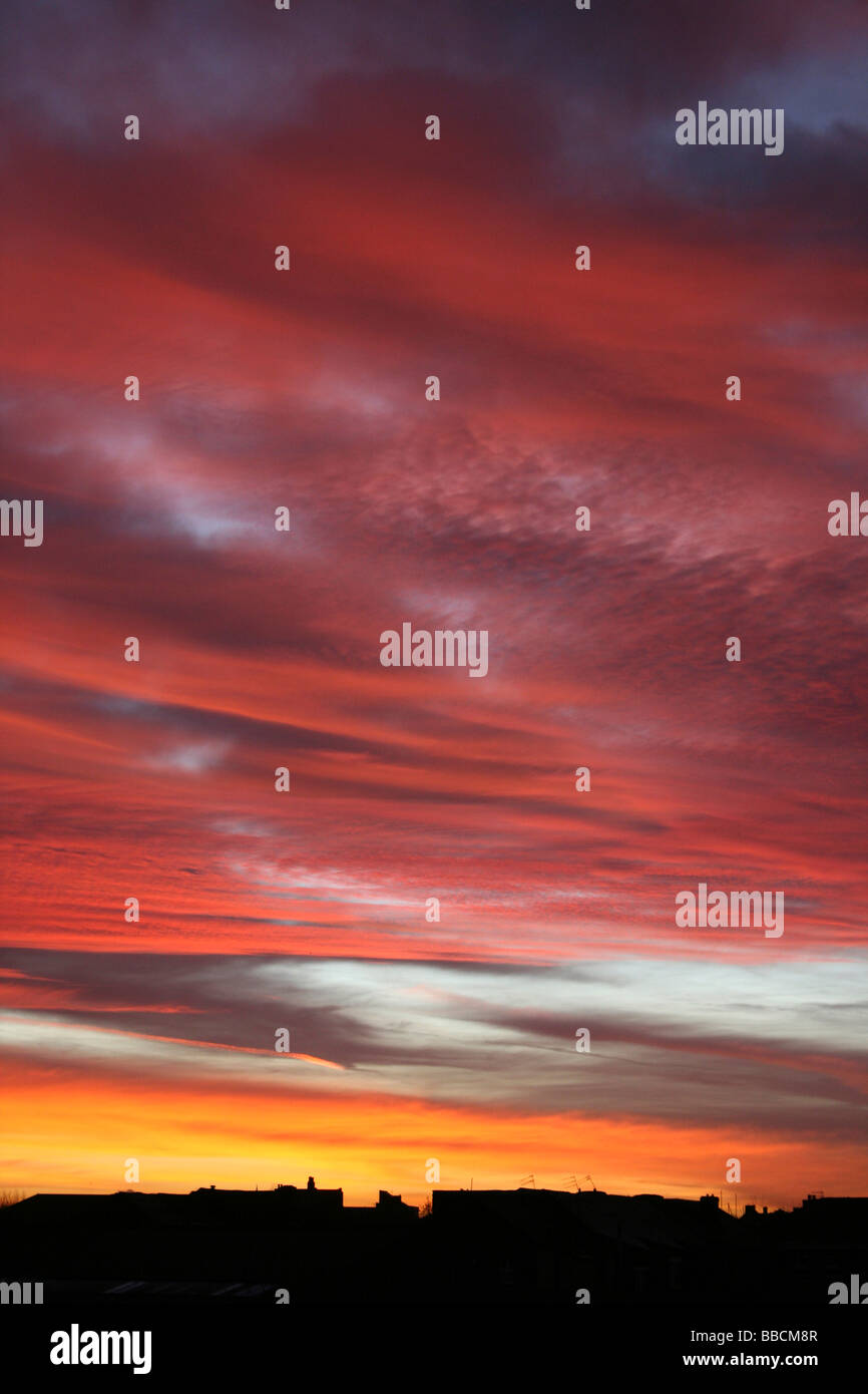 Red sky in the morning shepherds warning hi-res stock photography and ...