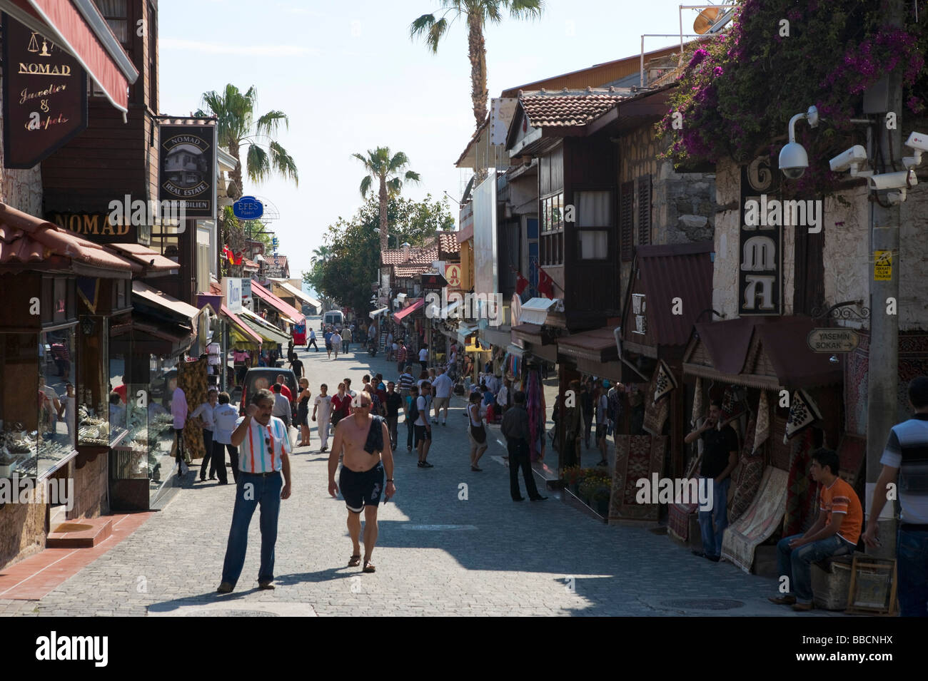 Side turkey shopping hi-res stock photography and images - Alamy