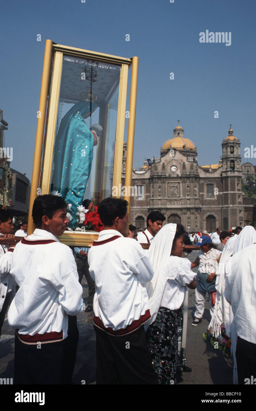 Old new basilica guadalupe hi-res stock photography and images - Alamy