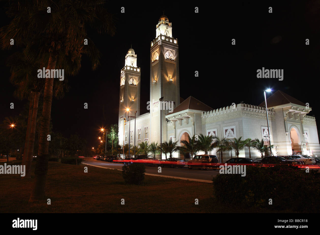 Mosque at night Jeddah Saudi Arabia Stock Photo - Alamy