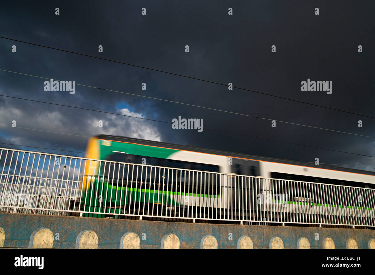 class 323 electric train in the west midlands in london midland livery ...