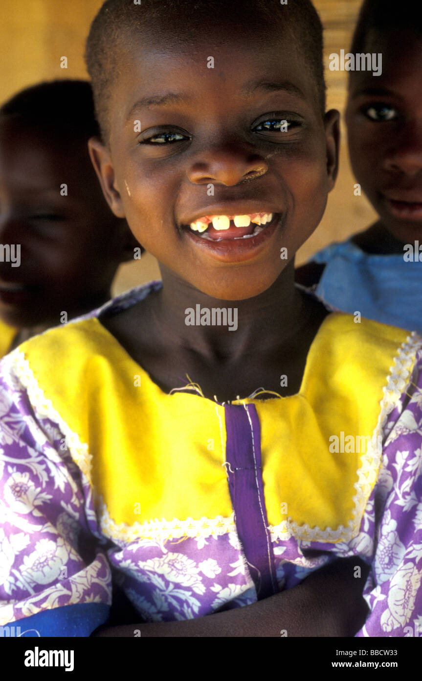 Nyanja girl lake niassa mozambique Stock Photo - Alamy
