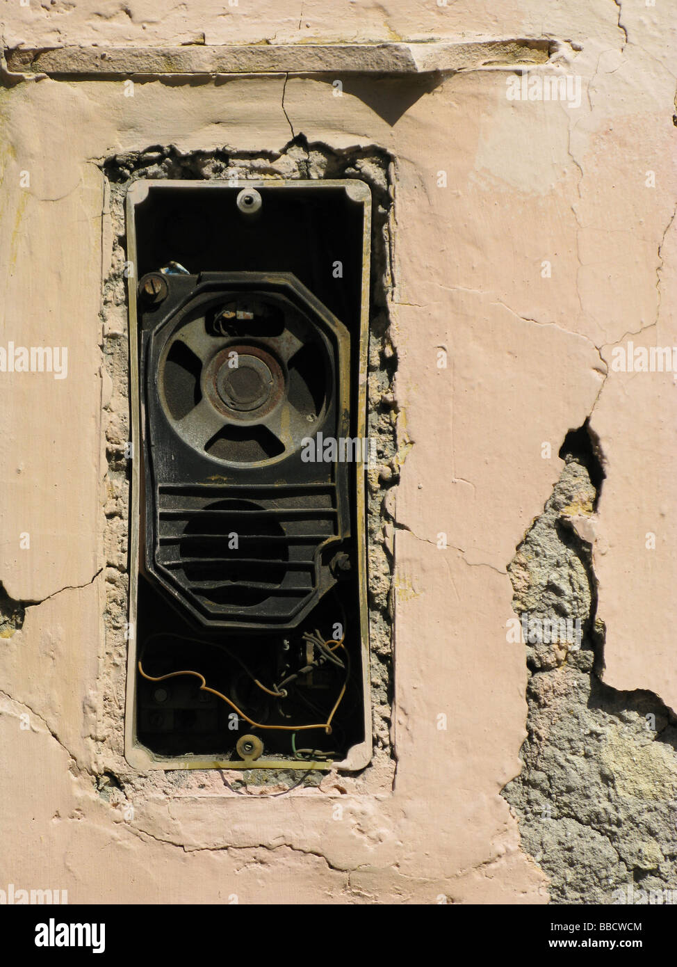 Speaker damaged button communication breakdown break broken hi-res ...