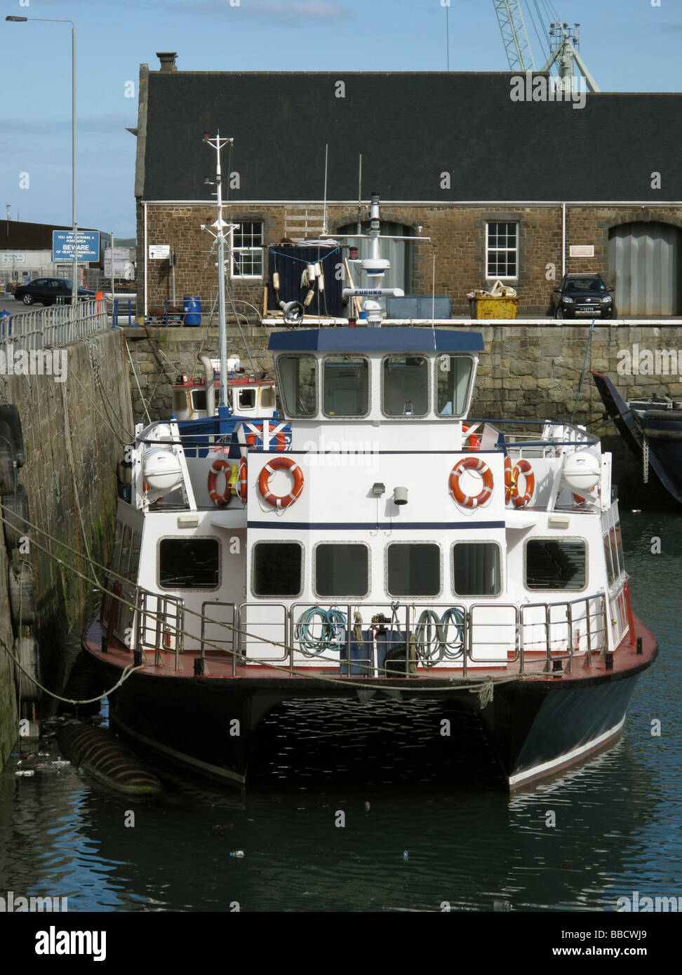 Trident floating pier hi-res stock photography and images - Alamy