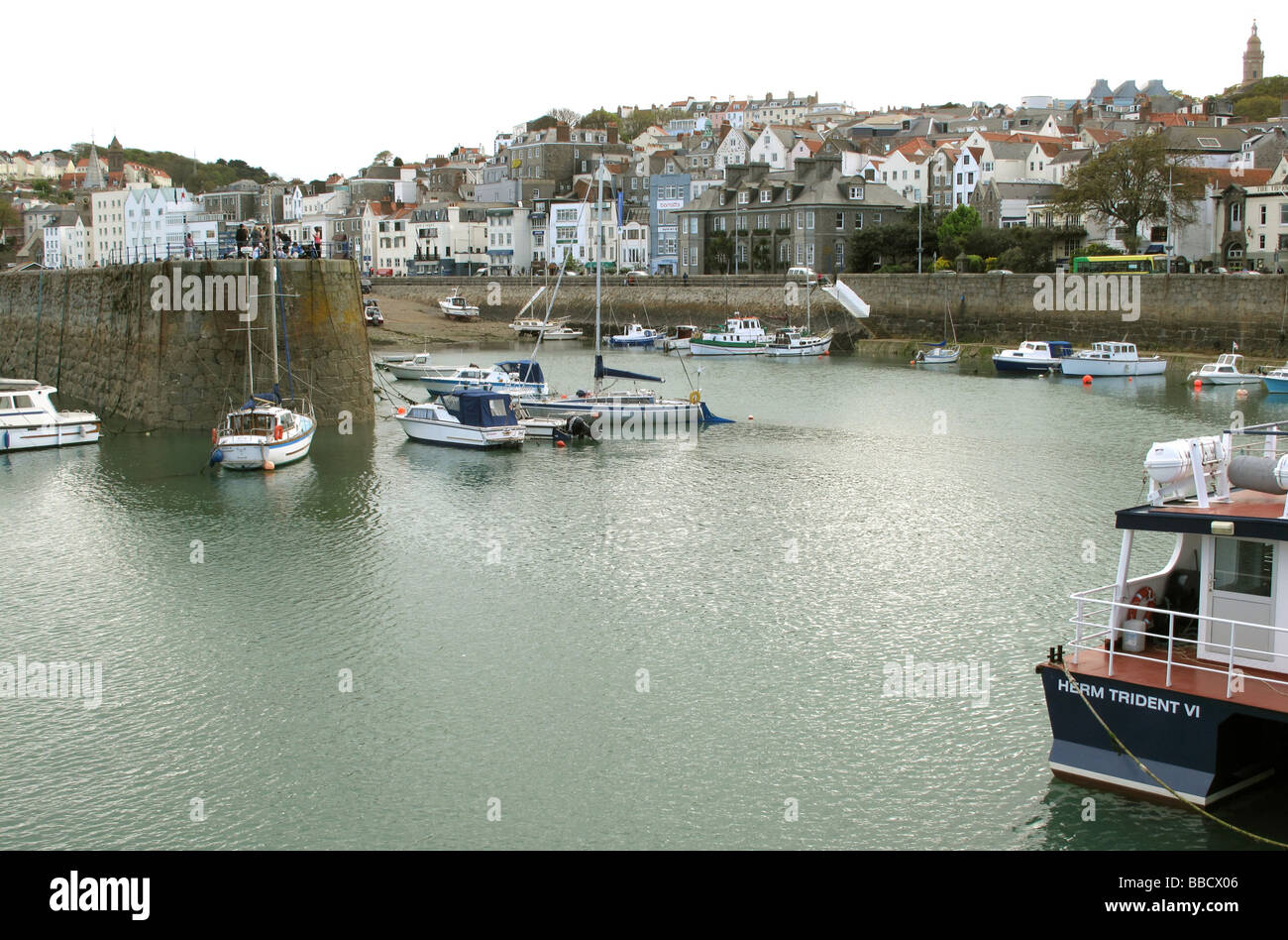 Guernsey public transport hi-res stock photography and images - Alamy