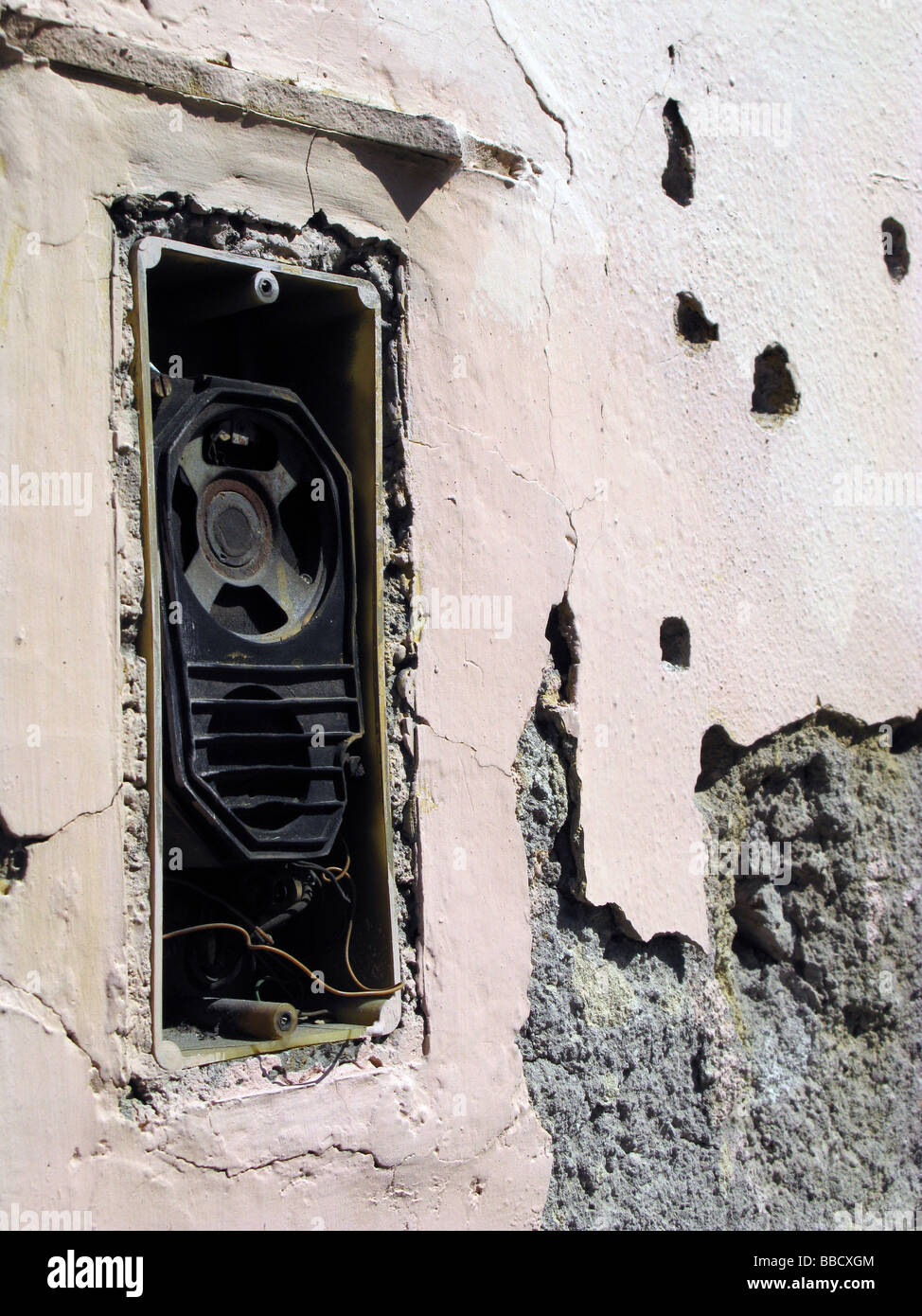 Speaker damaged button communication breakdown break broken hi-res ...