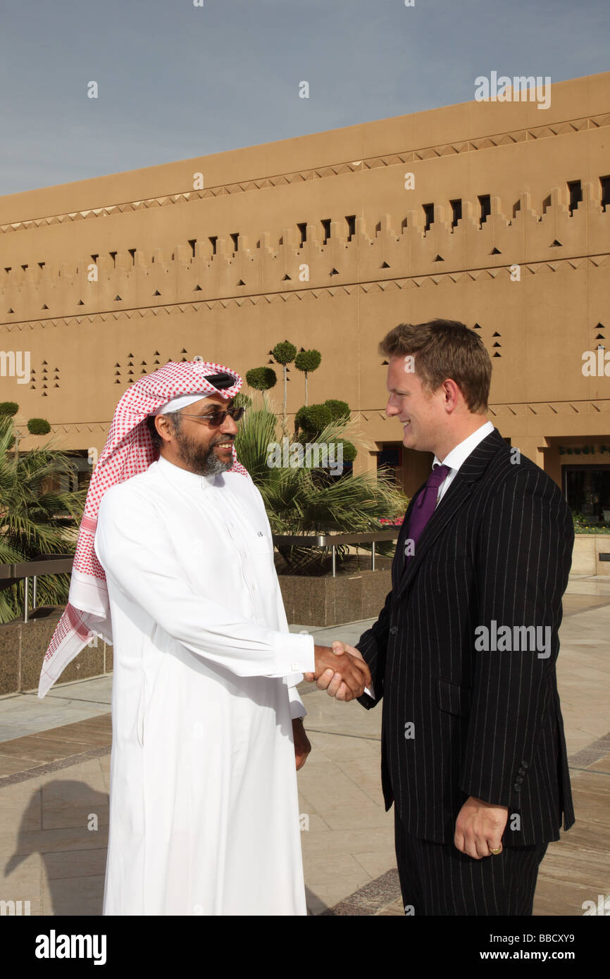 Saudi businessmen hi-res stock photography and images - Alamy