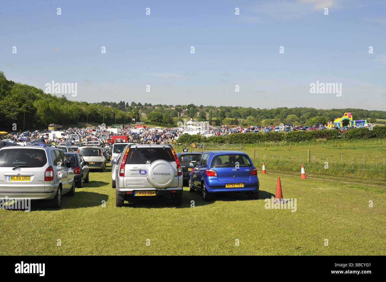 Uk car boot sale hi-res stock photography and images - Alamy