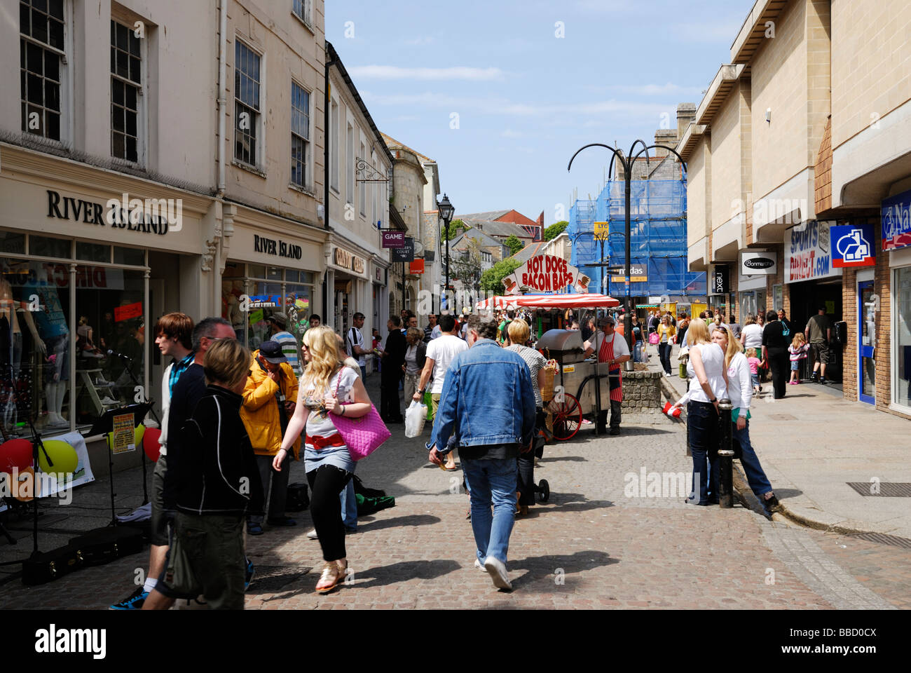 Shops truro cornwall england hi-res stock photography and images - Alamy