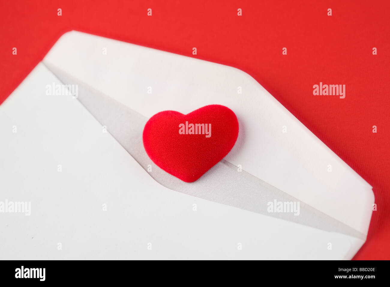 Red love envelope hi-res stock photography and images - Alamy