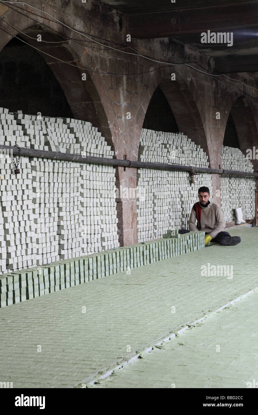Muslims middle east hi-res stock photography and images - Alamy