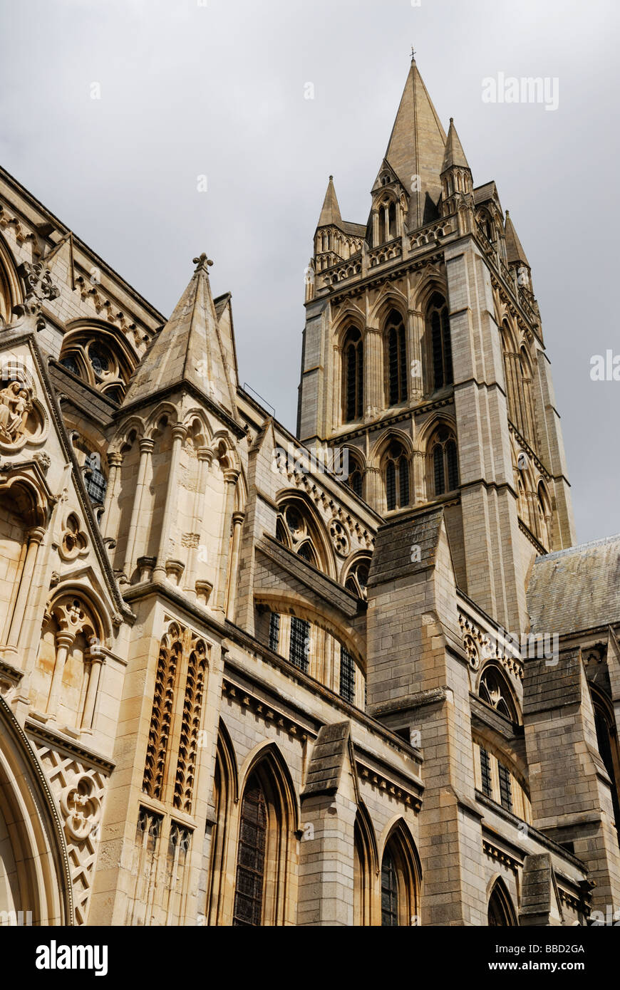 Uk building architecture hi-res stock photography and images - Alamy