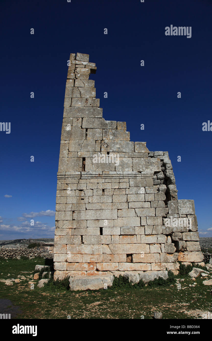 Syria ancient wall desert hi-res stock photography and images - Alamy