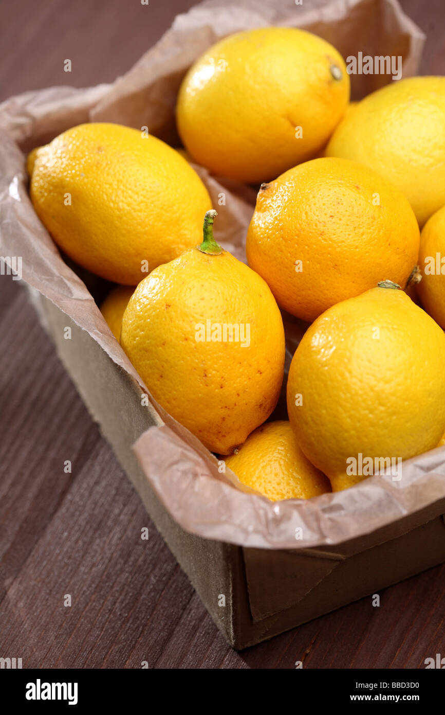 Lemon free hi-res stock photography and images - Alamy