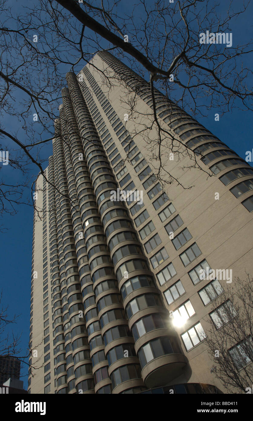 High rise apartment united states hi-res stock photography and images ...