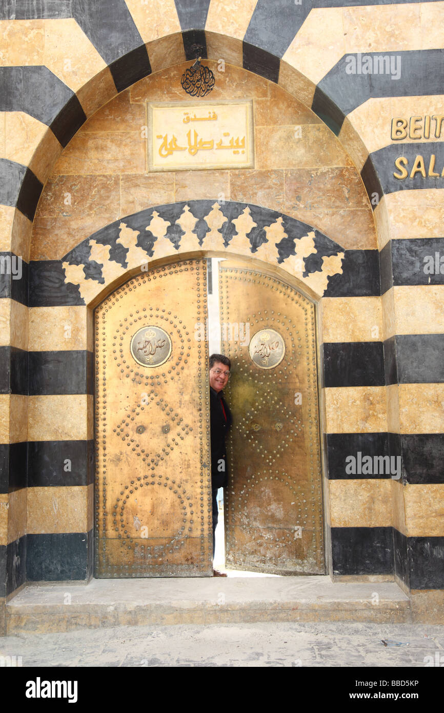 Palace of syrian hi-res stock photography and images - Alamy