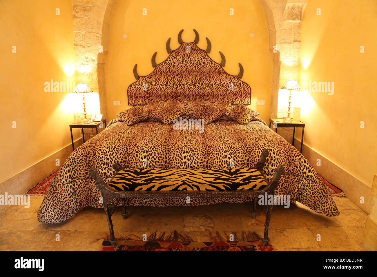 Old bed hi-res stock photography and images - Alamy