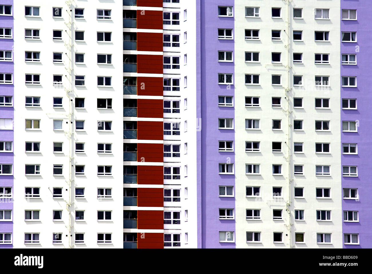 Vertical colours hi-res stock photography and images - Alamy