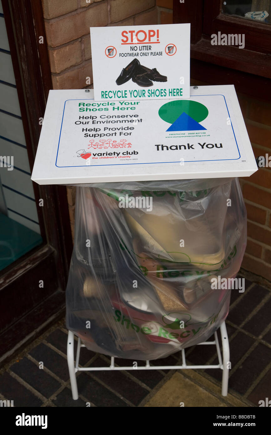 Recycling shoes hi-res stock photography and images - Alamy
