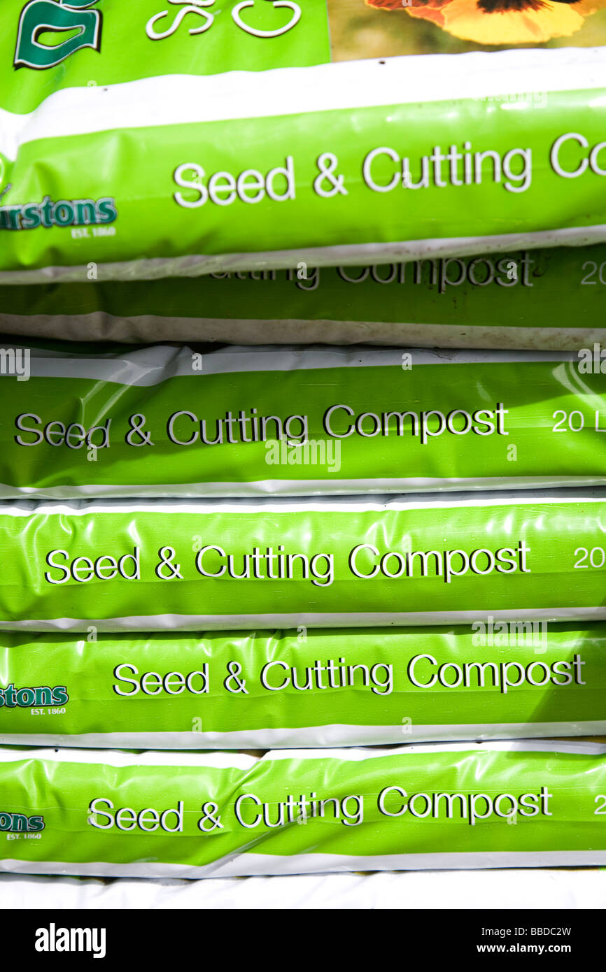 Compost bags hi-res stock photography and images - Alamy