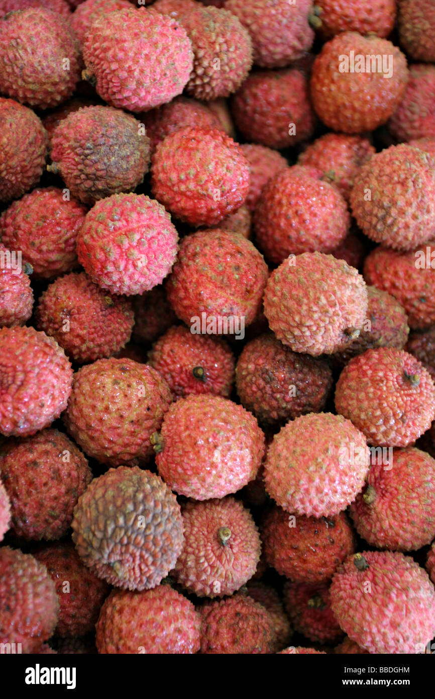 Lychees with shells on at fruit market in Sydney Stock Photo - Alamy