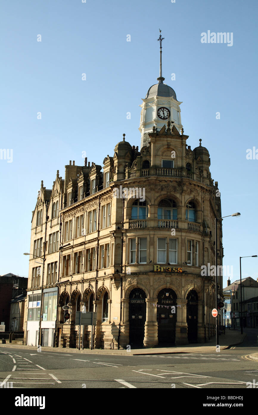 Yorkshire penny bank hi-res stock photography and images - Alamy