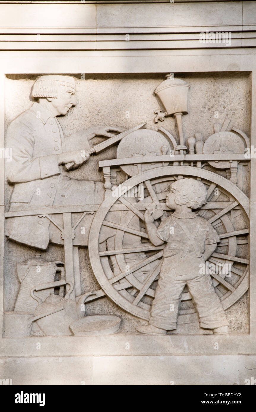 St james's square london detail hi-res stock photography and images - Alamy