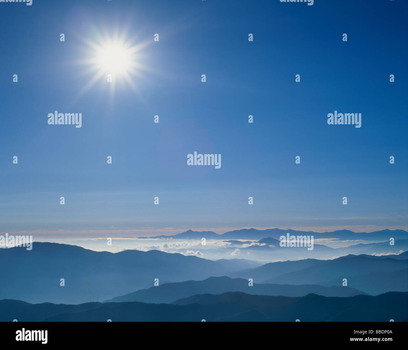 Echo mountains hi-res stock photography and images - Alamy