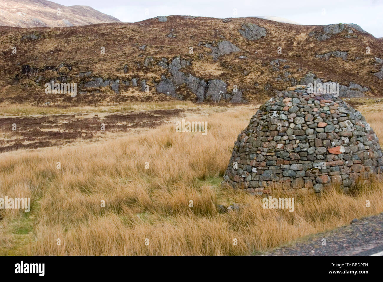 Shepherd stone hut in Scottish Highlands mountains near Ben Nevis ...