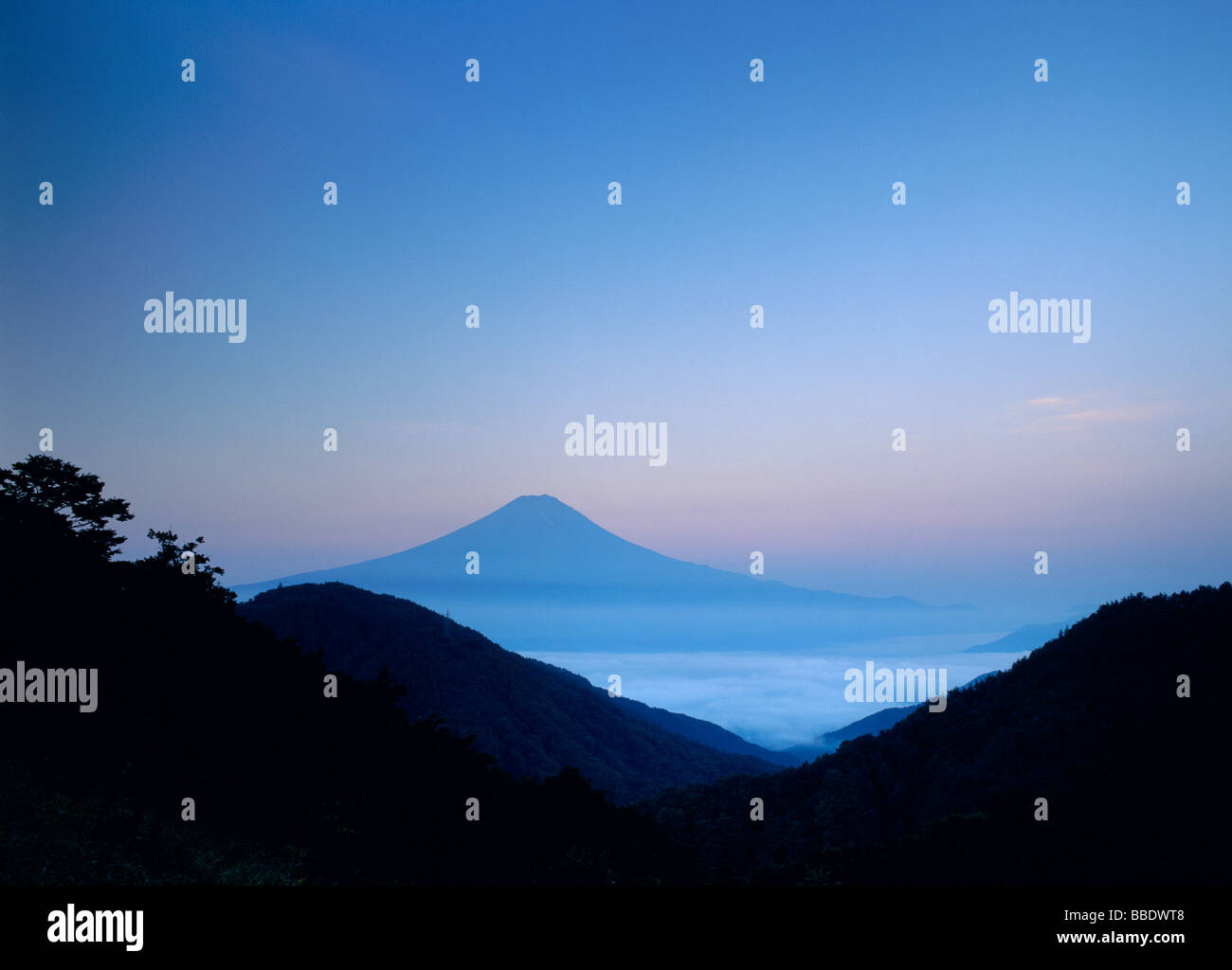 Mt.Fuji In Dawn Stock Photo - Alamy