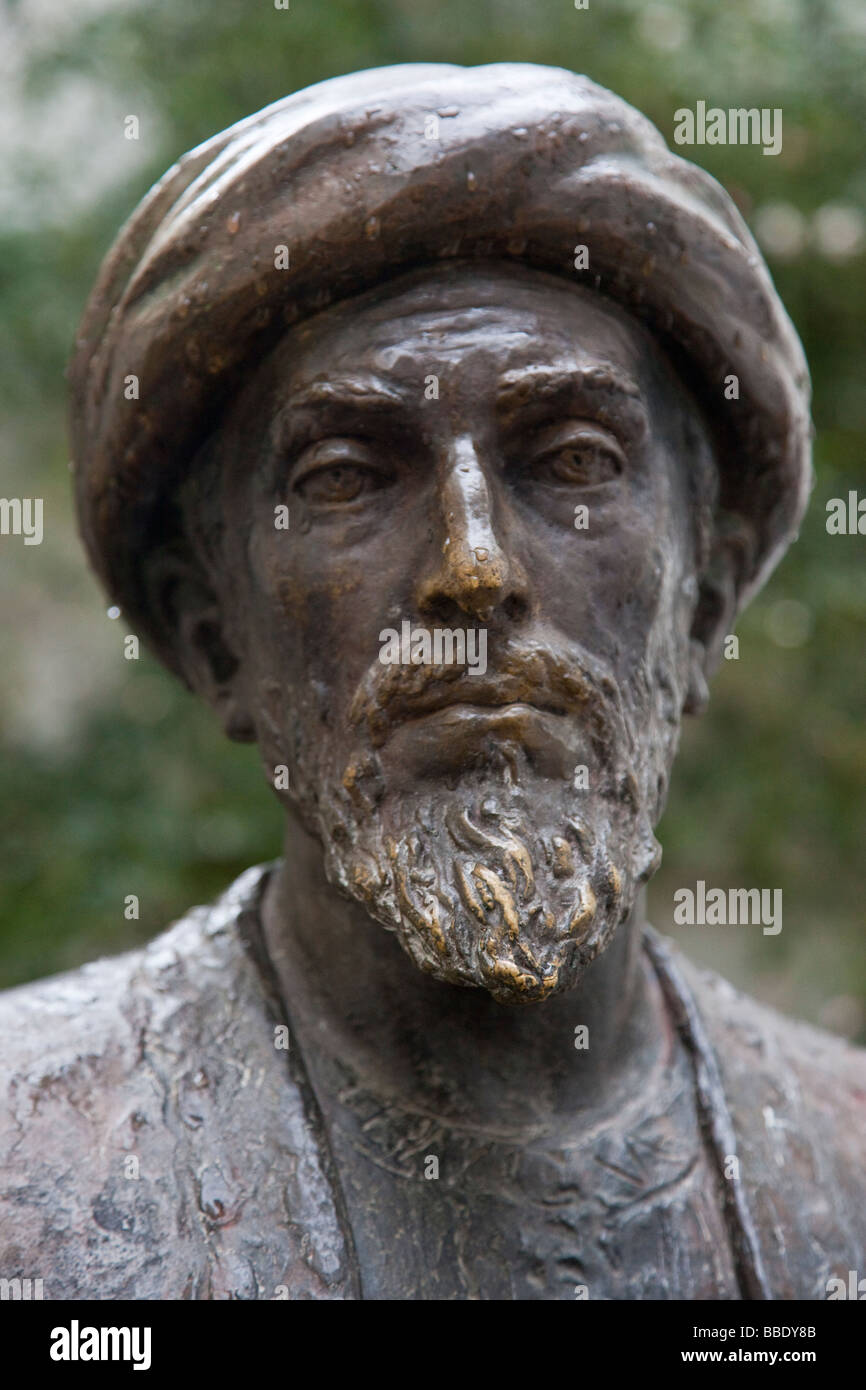Statue of Moses Maimonides or Rambam in the Jewish Quarter in Cordoba ...