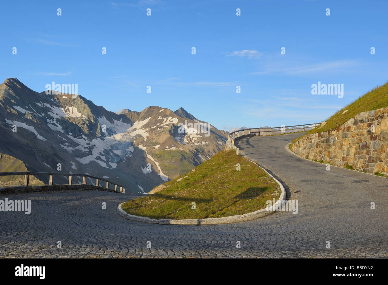 Road over mountain pass grossglockner hi-res stock photography and ...