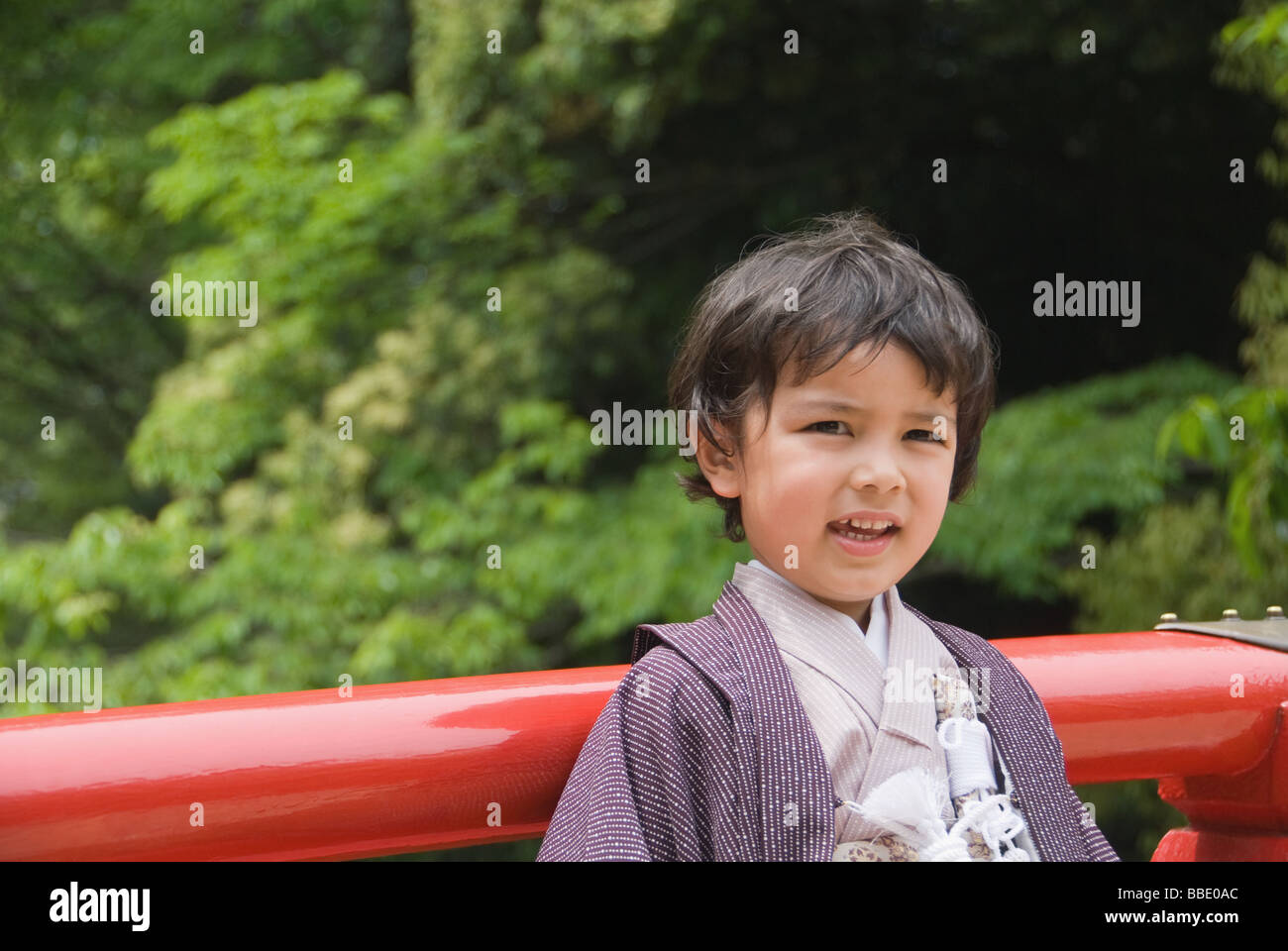 Young boy wearing traditional Japanese kimono Stock Photo - Alamy