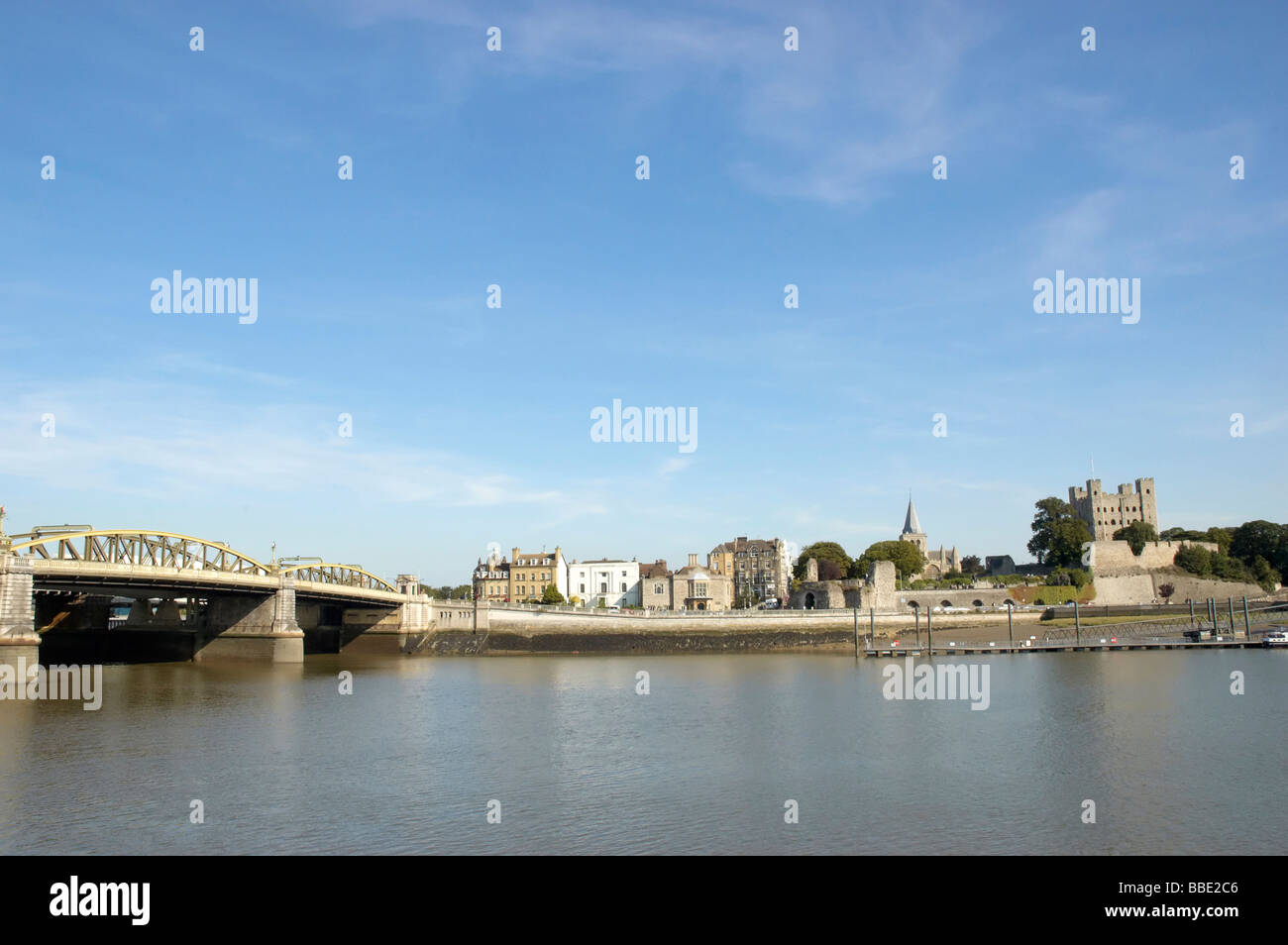 A view of the Medway Bridge in Rochester Kent Stock Photo - Alamy