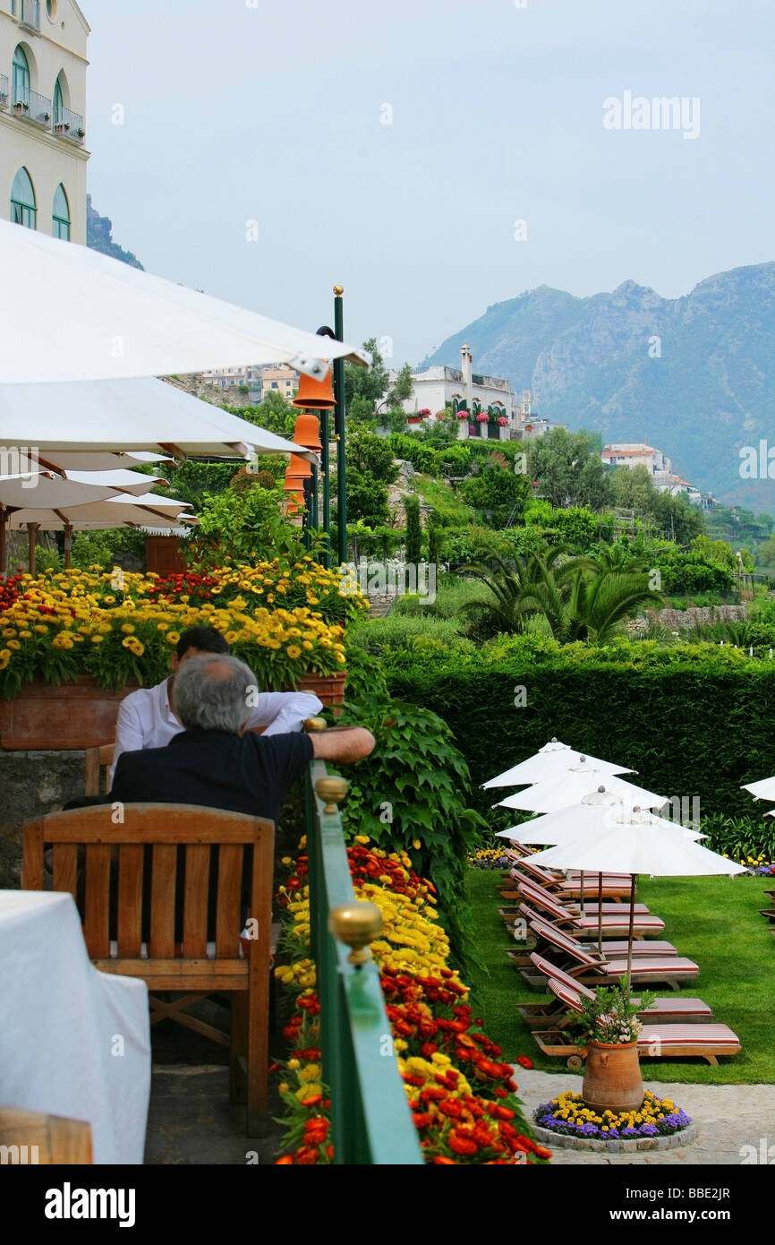 People at cafe; Ravello, Italy Stock Photo - Alamy