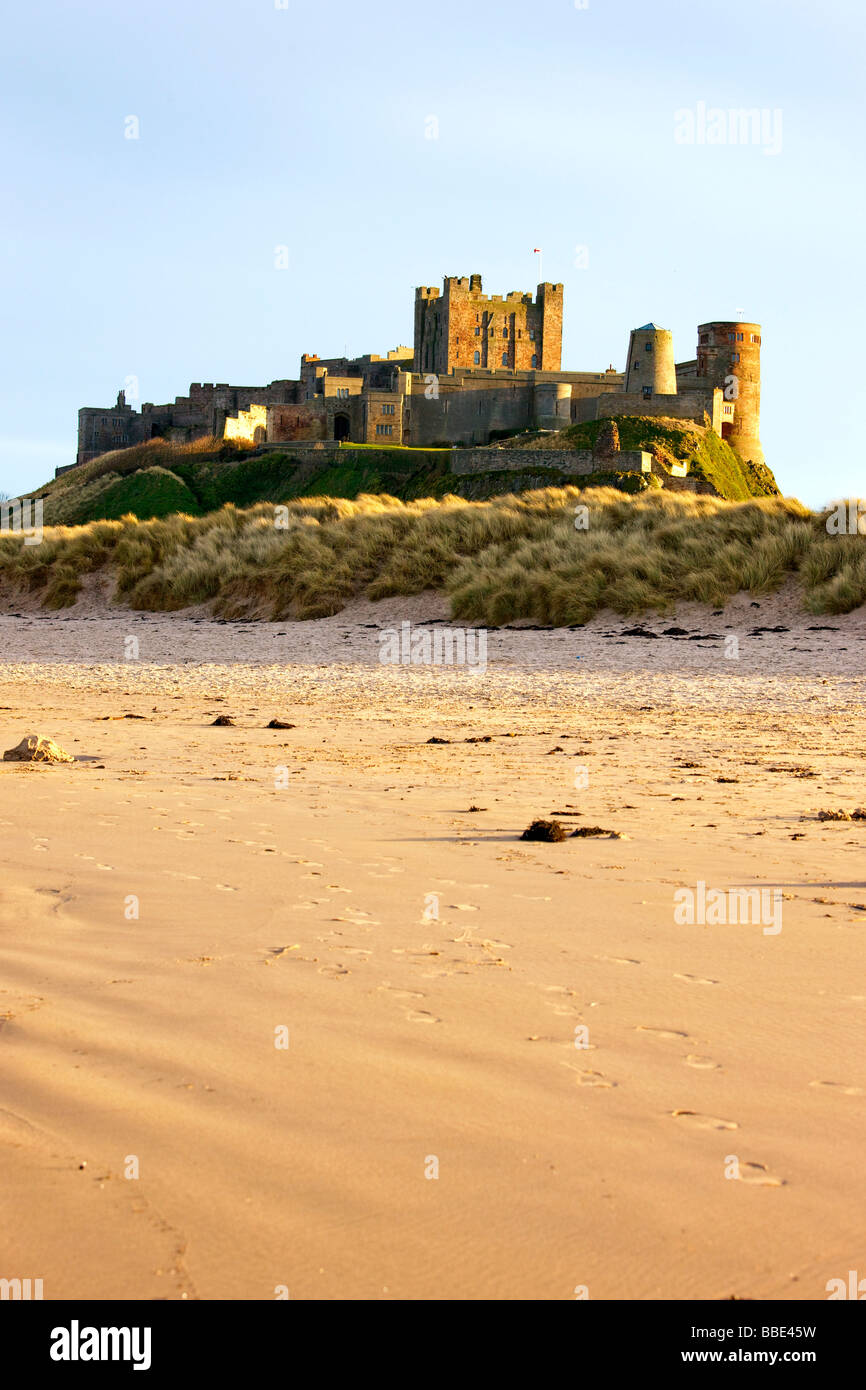 Bamborough castle hi-res stock photography and images - Alamy
