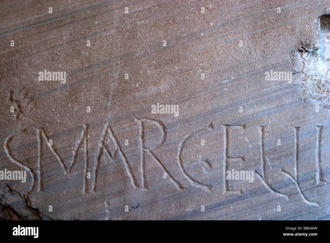 Roman graffiti hi-res stock photography and images - Alamy