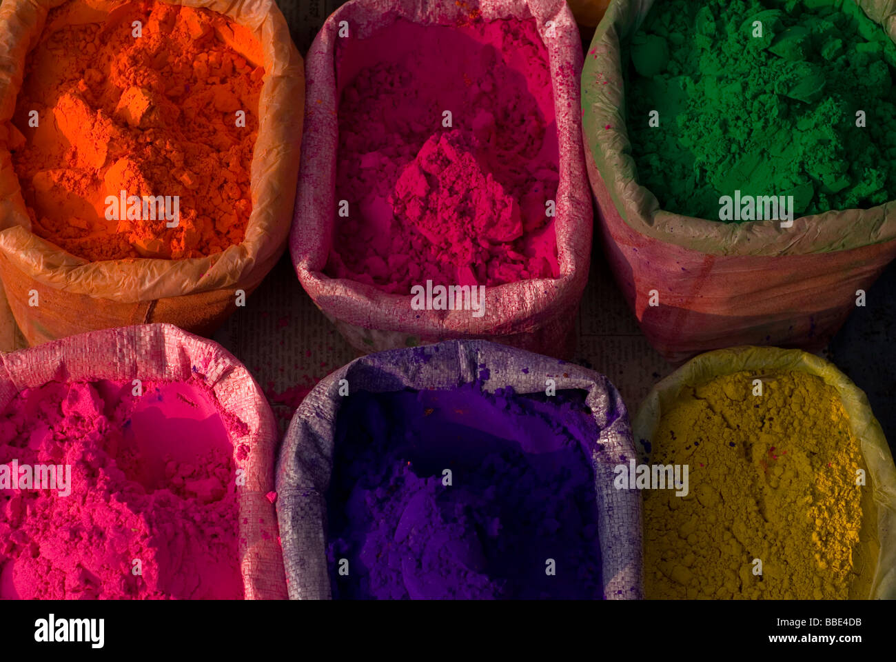 Indian color powder - lal Stock Photo - Alamy