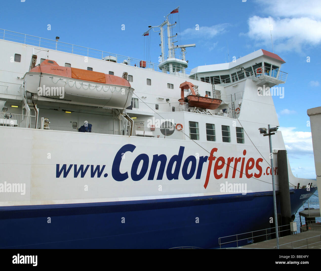 Container port control room hi-res stock photography and images - Alamy
