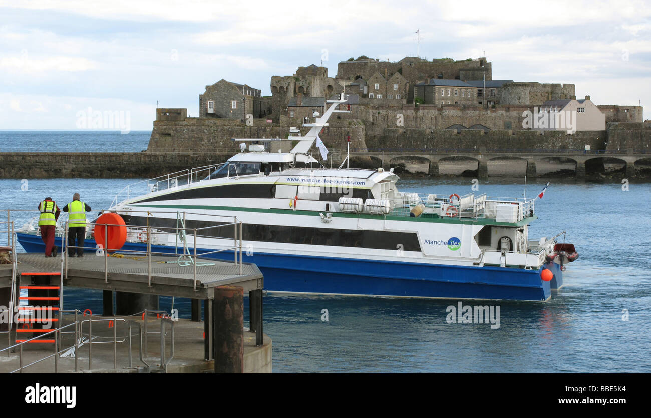 British channel island ferries hi-res stock photography and images - Alamy