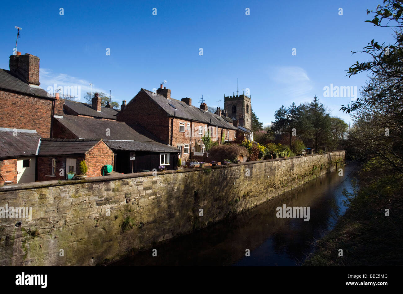 River yarrow hi-res stock photography and images - Alamy