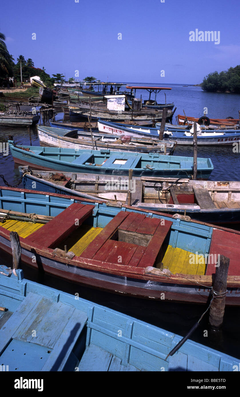 Cuba boats hi-res stock photography and images - Alamy
