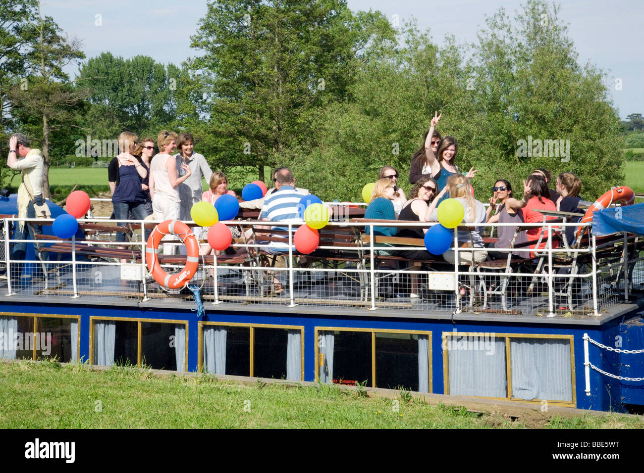 People at boat party High Resolution Stock Photography and Images - Alamy