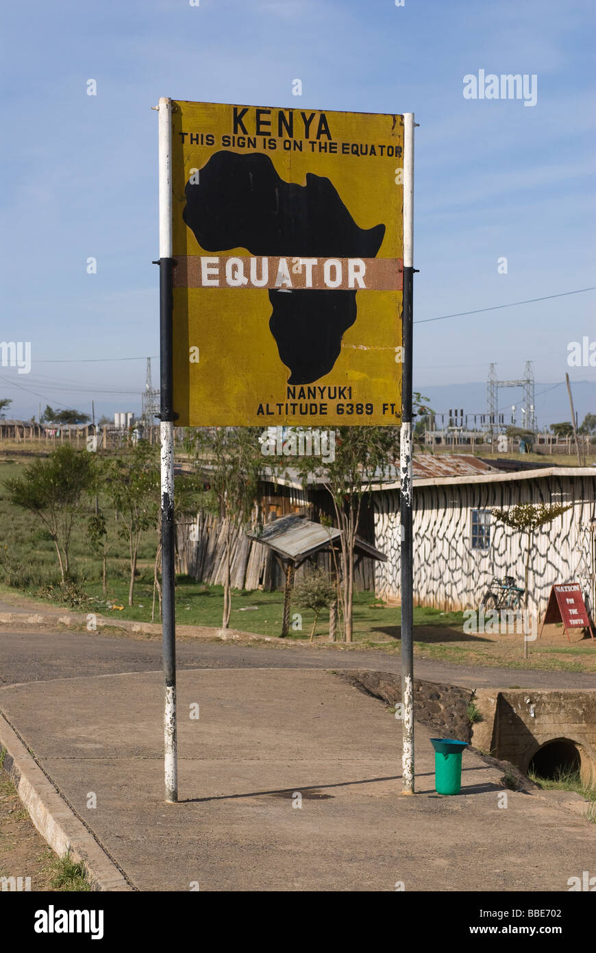 Equator sign NANYUKI KENYA East Africa Stock Photo - Alamy
