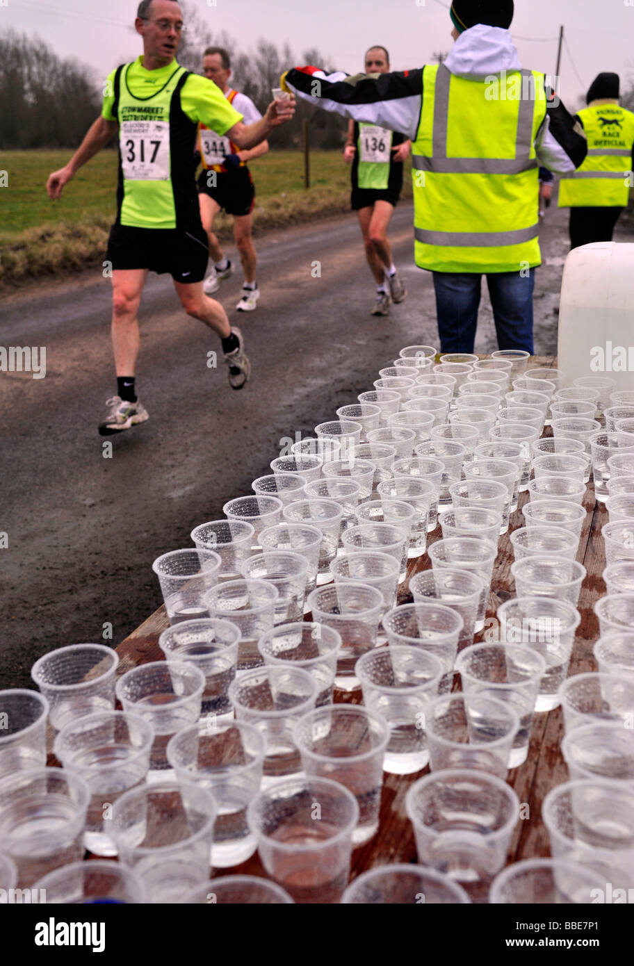 Clear plastic cup water hi-res stock photography and images - Alamy