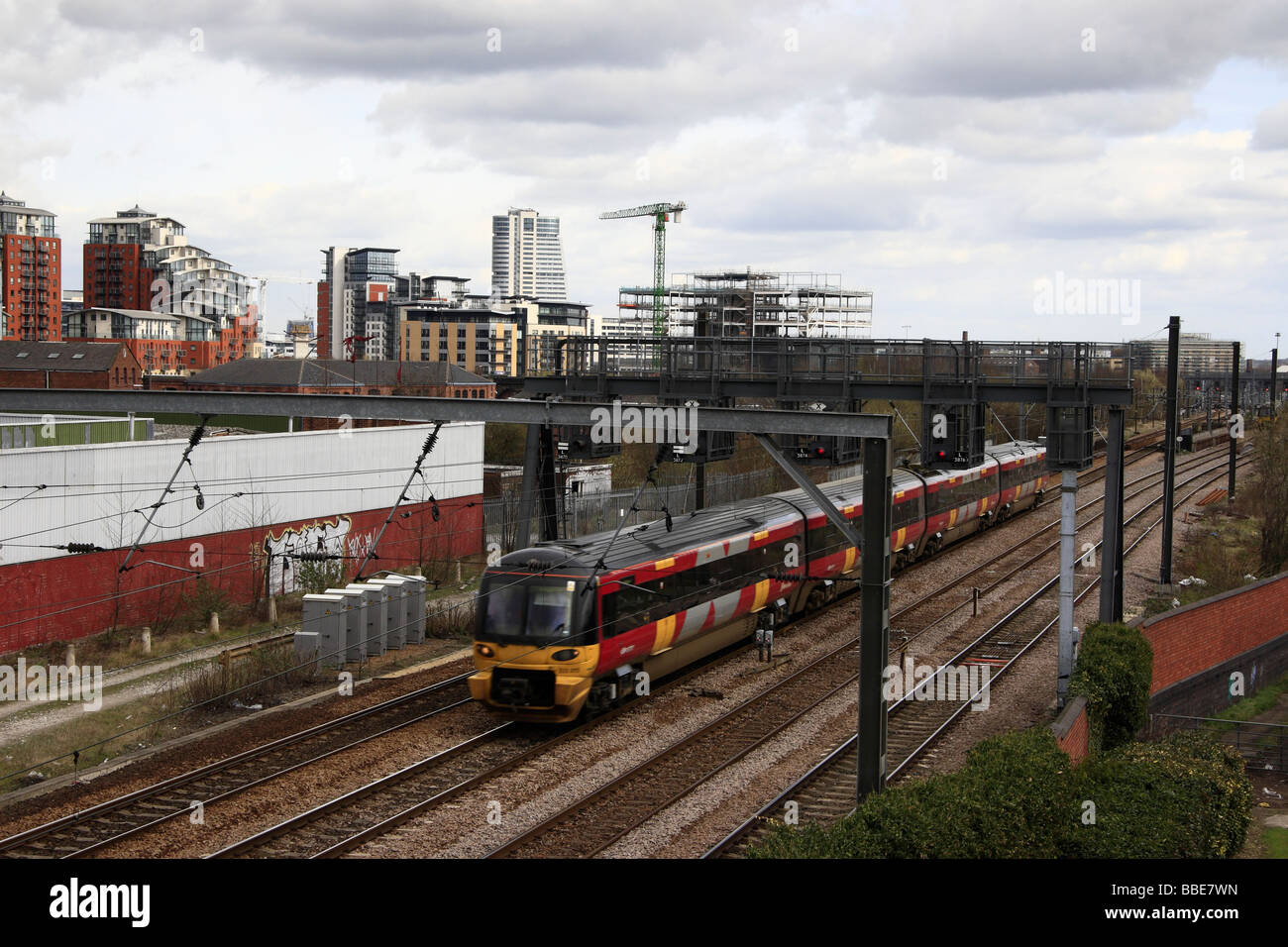 Trains northern line hi-res stock photography and images - Alamy