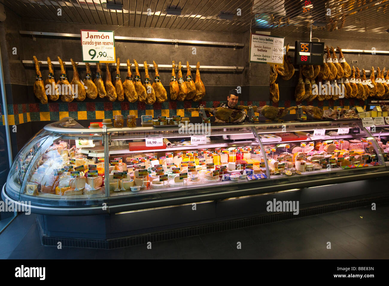 Upscale grocery hi-res stock photography and images - Alamy