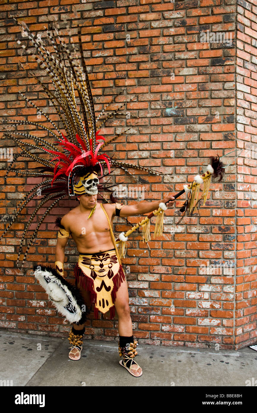 Aztec costume hi-res stock photography and images - Alamy