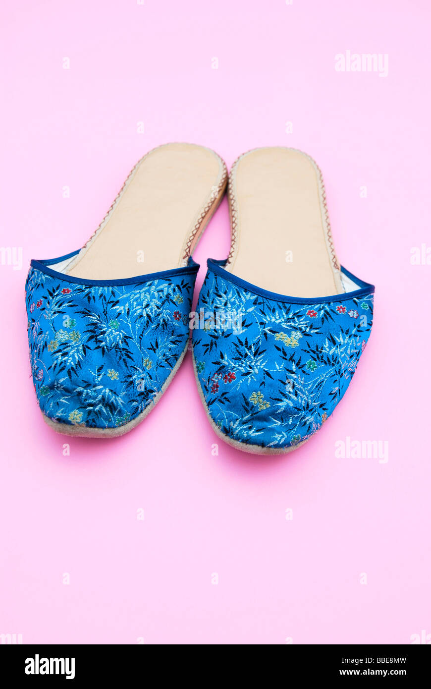 Blumenmuster hi-res stock photography and images - Alamy